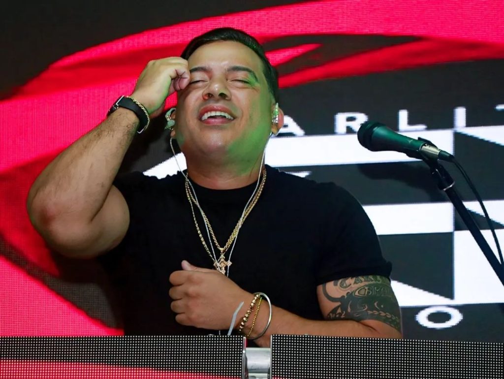 Carlitos Bronco se convierte en el primer DJ salsero en llenar grandes ...